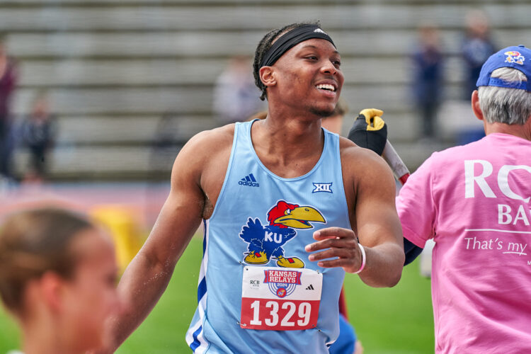 Photo Gallery: Wide-ranging KU track and field action on Kansas Relays ...